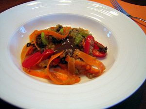 Amarantti-kasvislisäke | Hellapoliisi