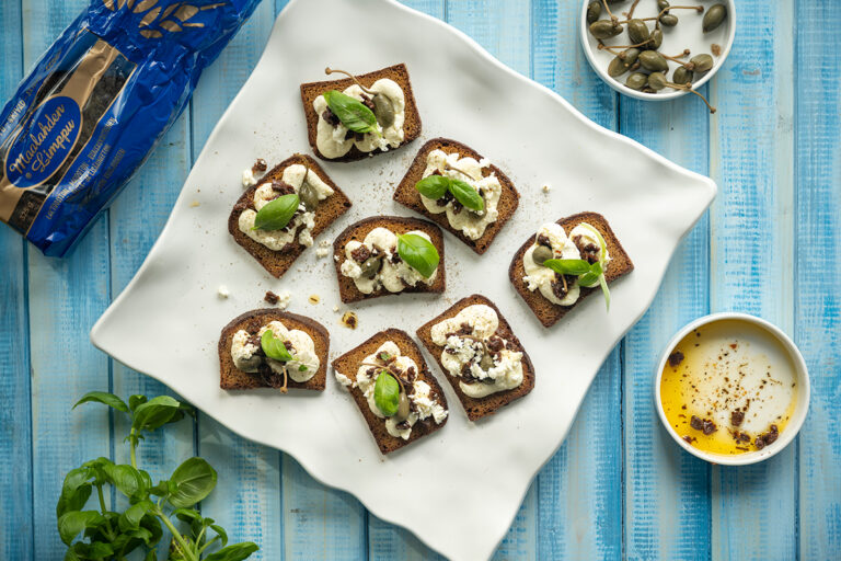 Fetamousse-leivät | Hellapoliisi