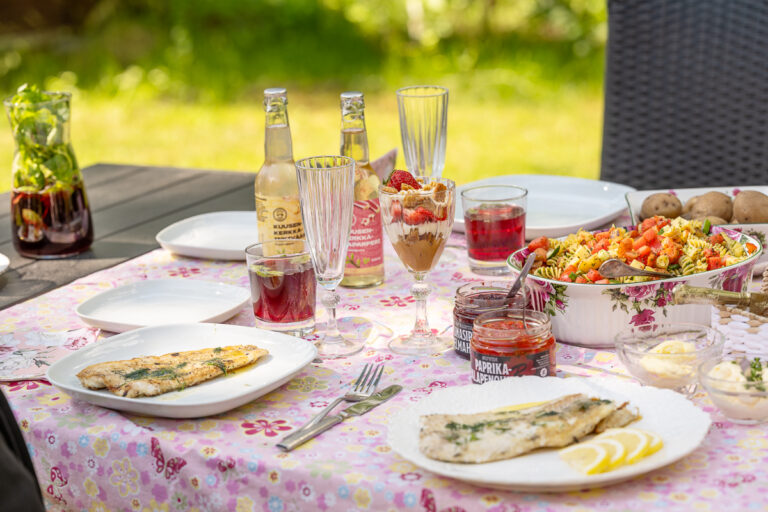 Veriletut | Hellapoliisi